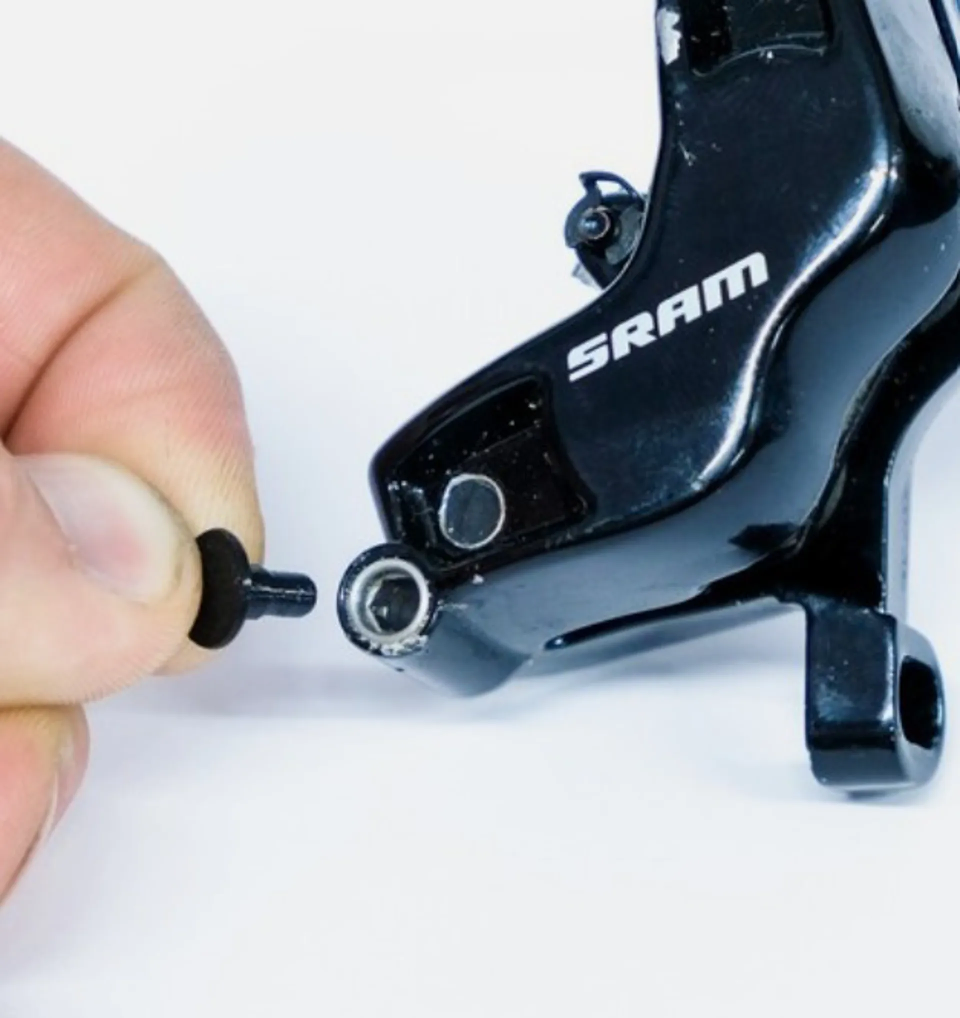 Bleeding Edge Cap for SRAM - Code Guide G2 Level Red Rival Force Apex ...